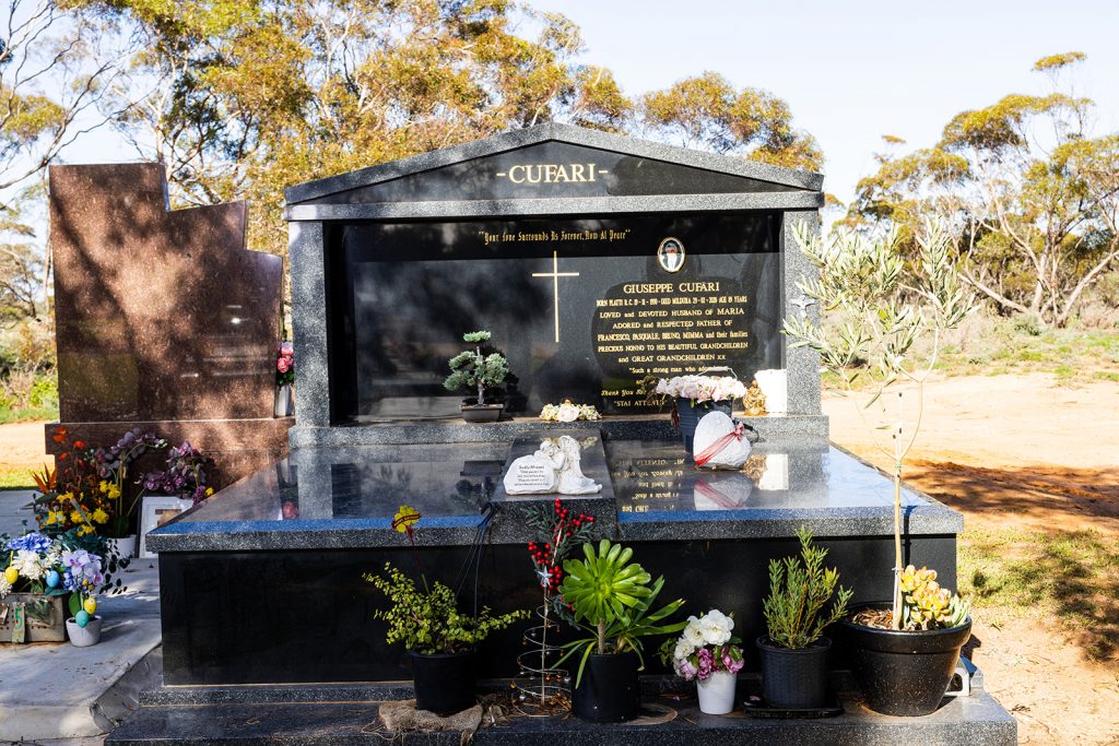 Hall’s Memorials | Crafting Memorials in Mildura Since 1948